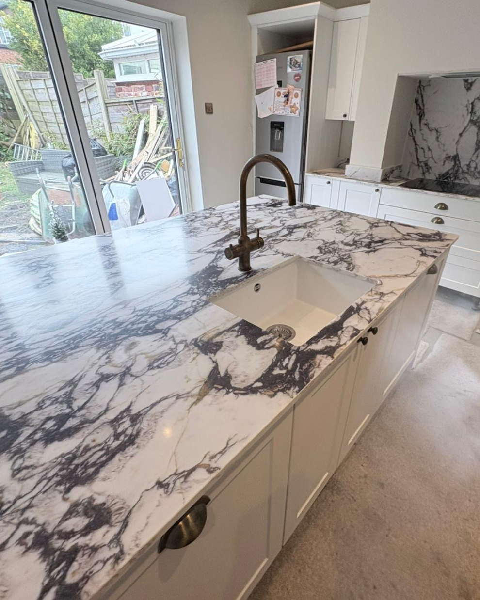 PQS Viola Oro Marble Effect Quartz Worktops | Purple Granite