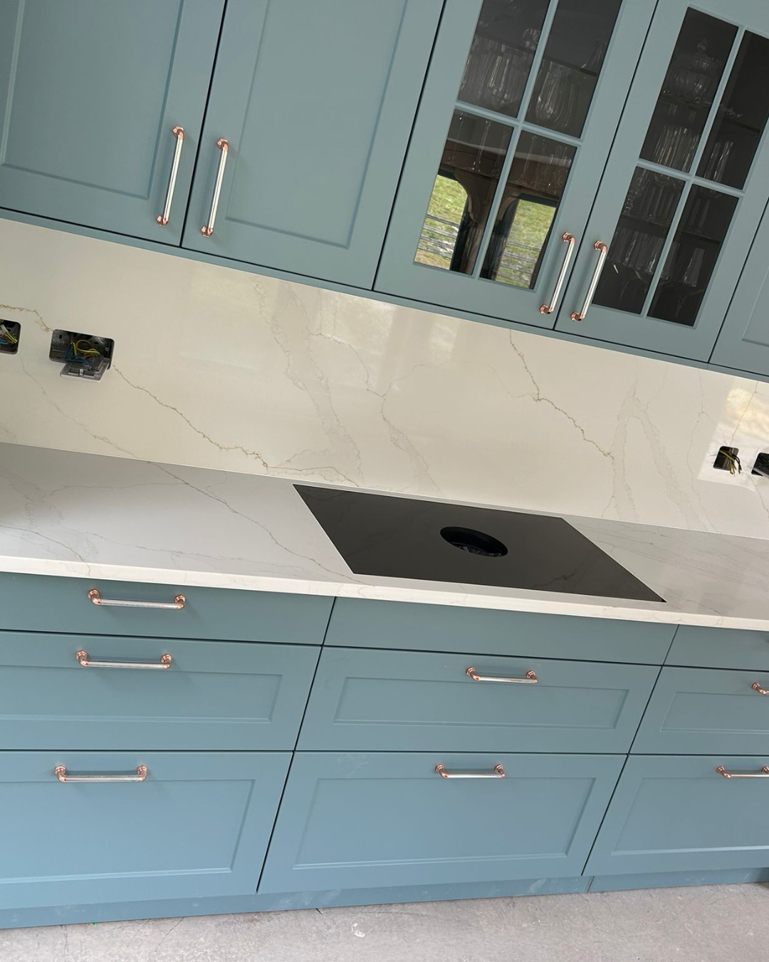 Fugen Calacatta Oro White Marble Effect Quartz | Purple – purplegranite