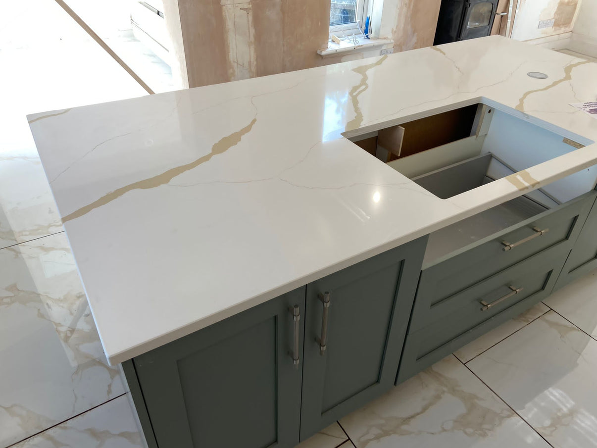 PQS Calacatta Aurous White Quartz with Gold Veins | Purple – purplegranite