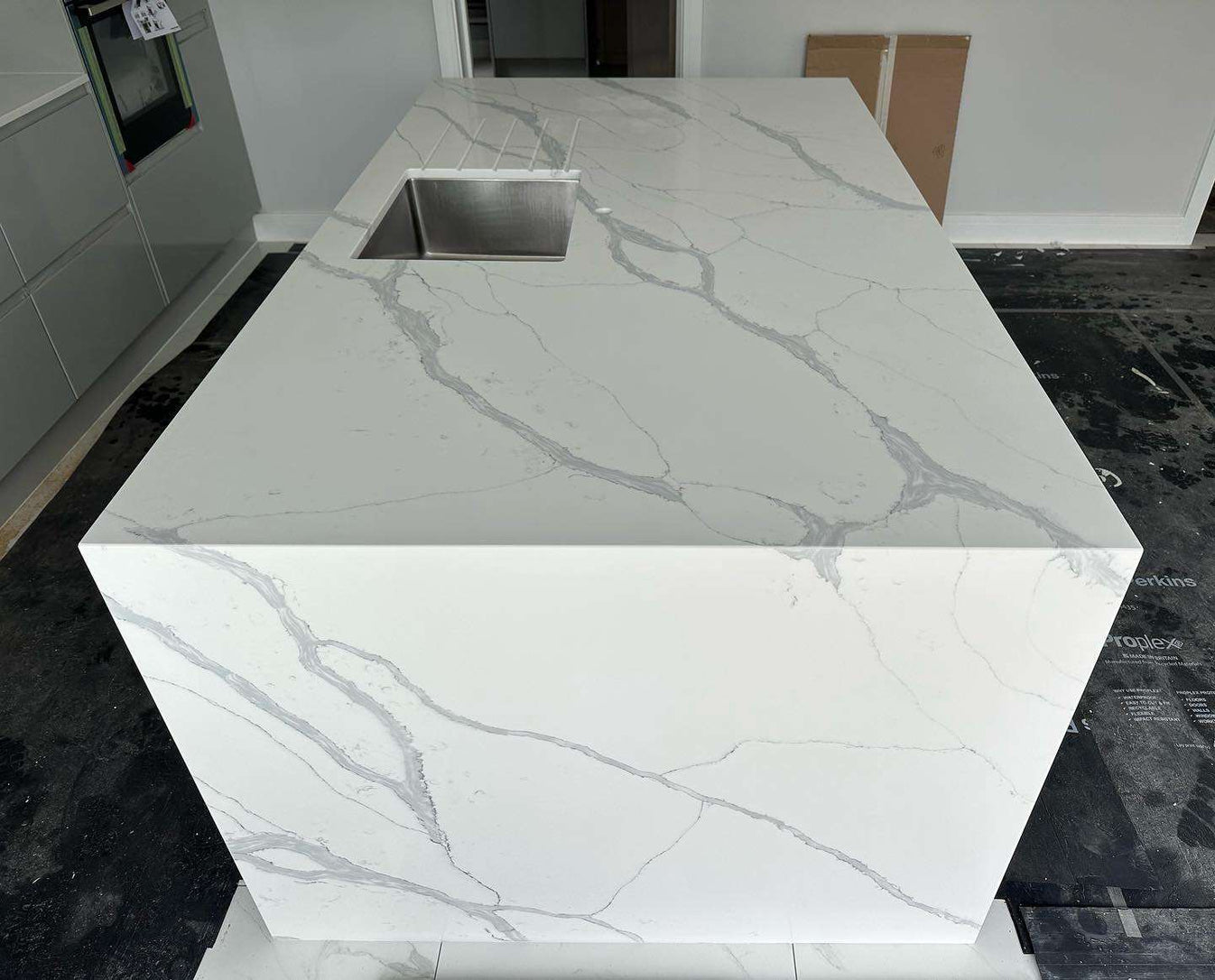 Fugen Calacatta Royal Quartz | Purple – purplegranite