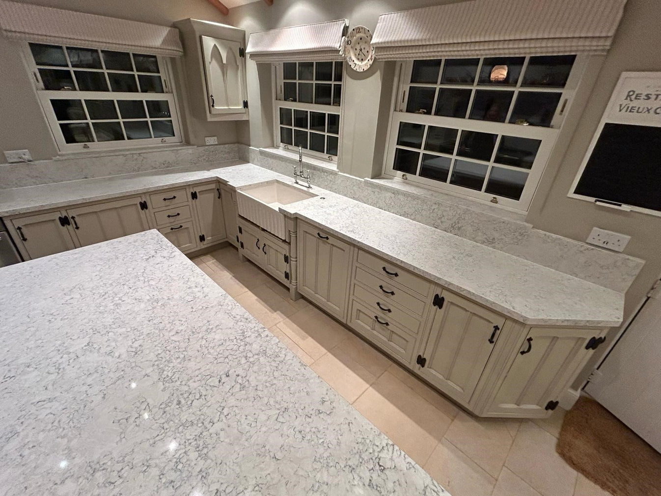 Fugen Arabesque White Quartz | Purple – purplegranite