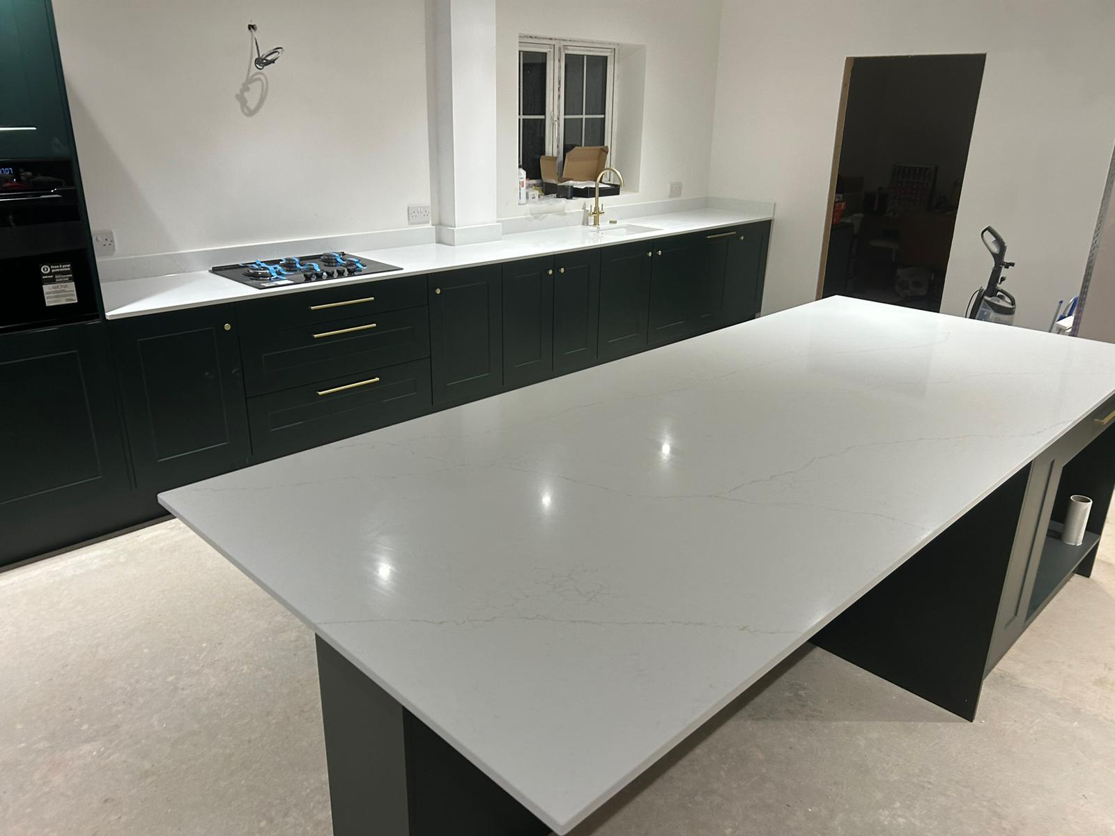 PQS Denali White Marble Veining Quartz | Purple – purplegranite